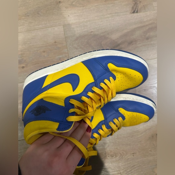 Nike | Shoes | Nike Air Jordan Retro High Og Reverse Laney | Poshmark